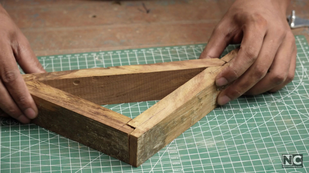 How to Make Wooden Shelf Brackets – 4 Easy Ways | NootanCrafts