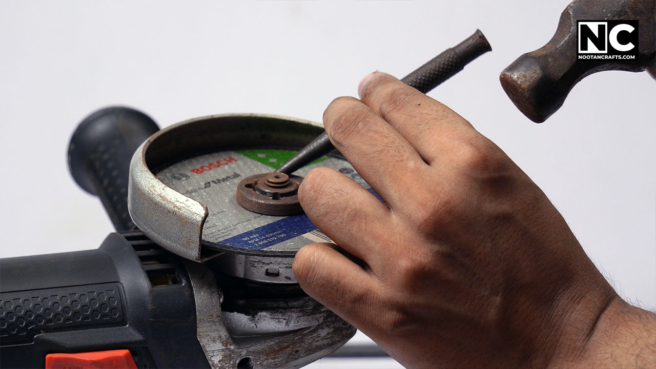 How to Change an Angle Grinder Blade Without a Tool (Four Ways)